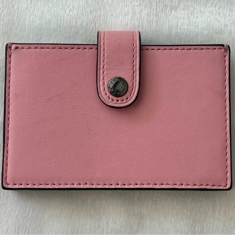 Coach Accordion Card Case With Black Interior - Gem